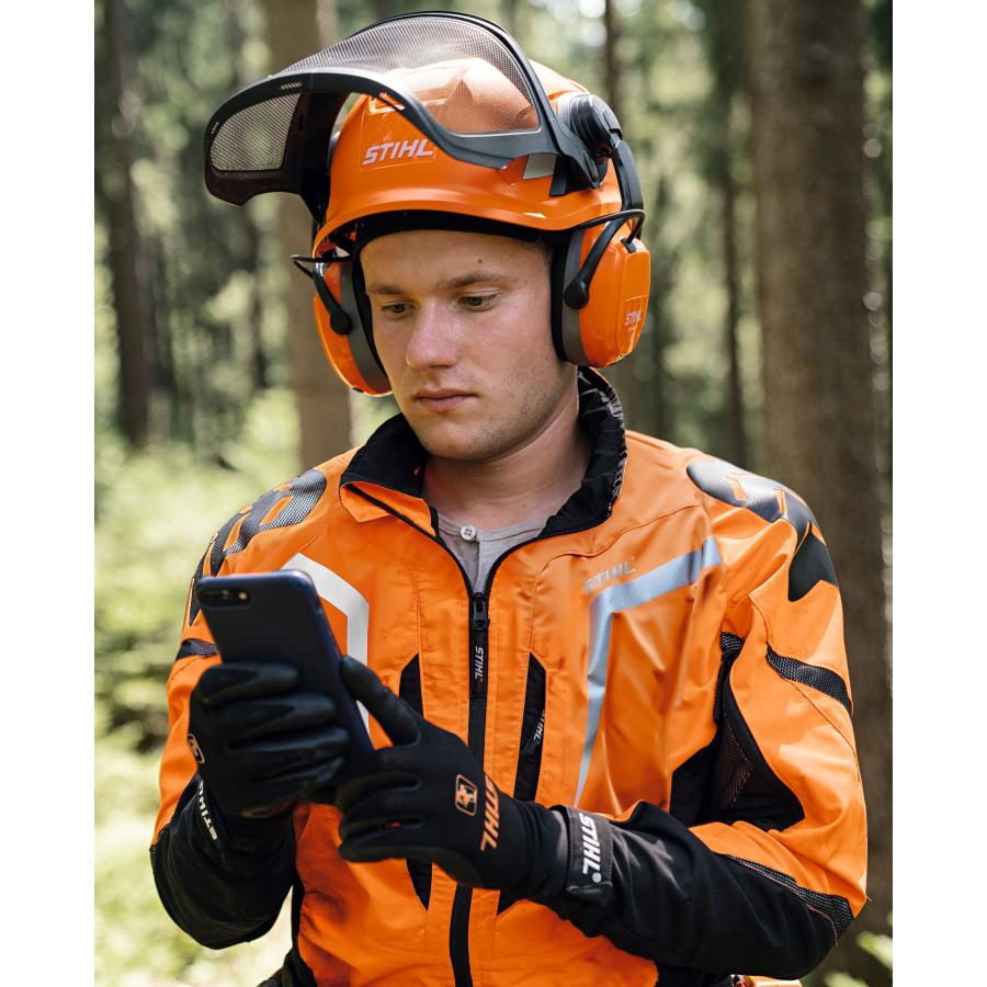 Casque de protection STIHL Advance X-Vent avec protections auditives bluetooth | Jardiforêt